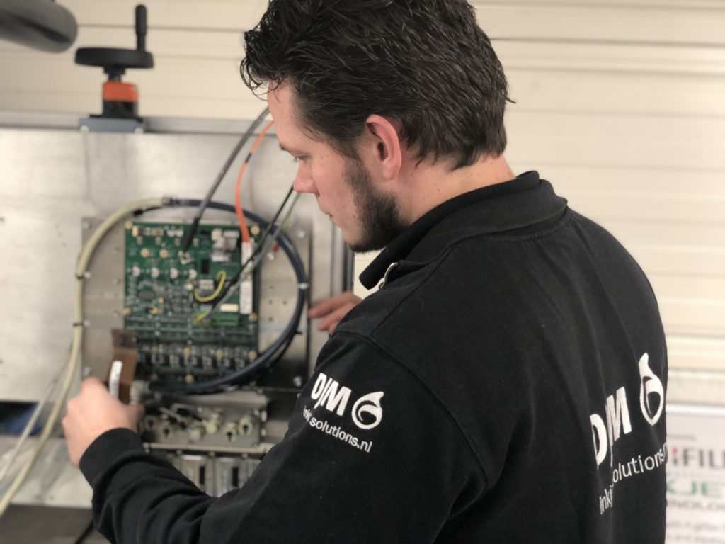 DJM - Service R&D